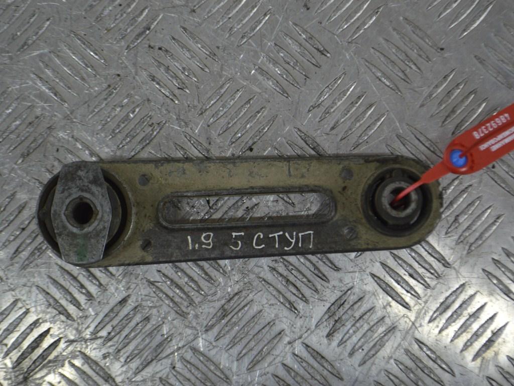 Кронштейн двигателя Renault Laguna 2 (2001-2007) 8200000002